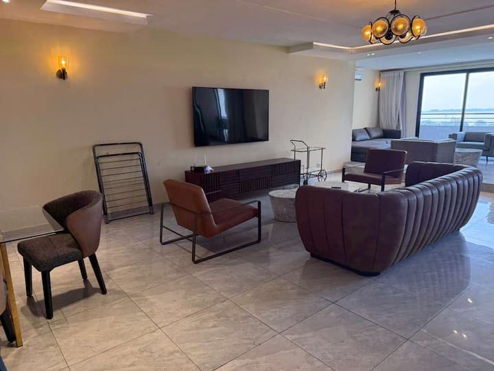 4 Bedroom Penthouses In Gombe - Kinshasa