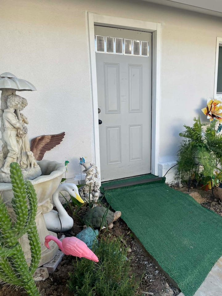 Christmas Tree Little - Bakersfield, CA