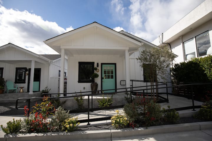 Bungalow C - Calistoga, CA