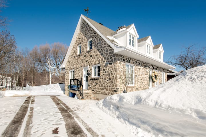 La Maison Des Cyprès - 3 Chambres Grand Lit - Québec
