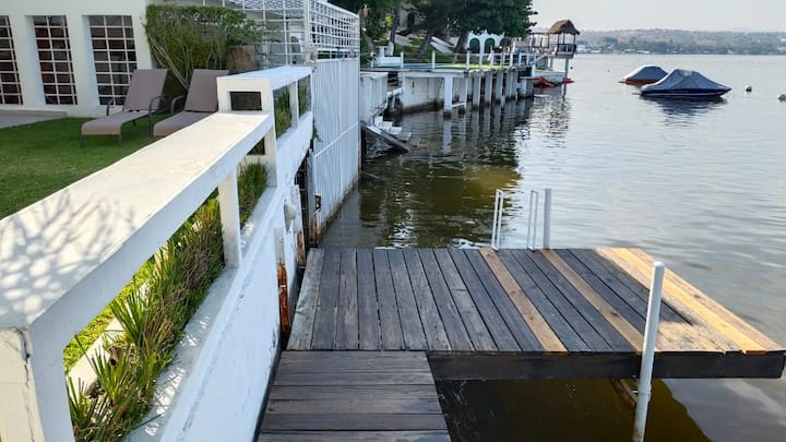 Casa Al Lago - Tequesquitengo