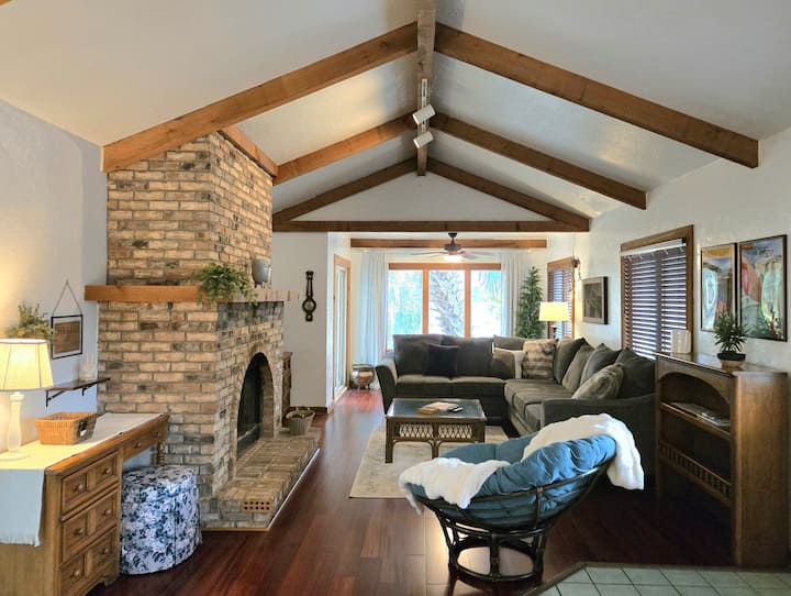 Ski In/ski Out Lake Home W/ Fenced Backyard - Winter Haven