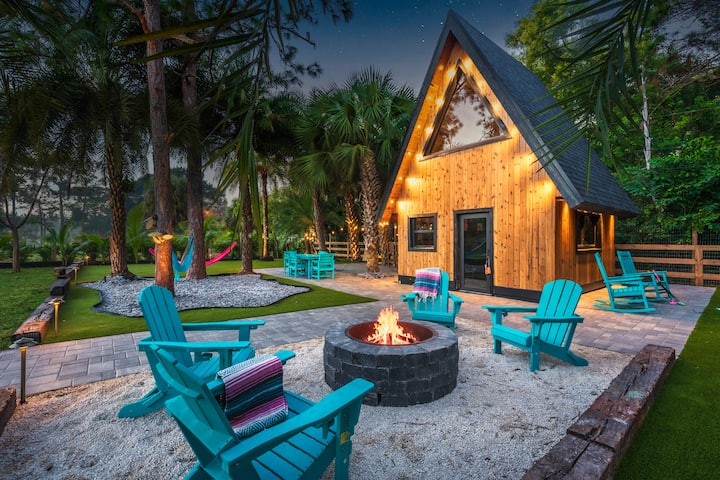 Alpaca A-frame Tiny House Fire Pit, Mini Golf - The Bahamas