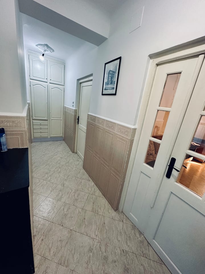 Apparemment F3 Akid Lotfi Bir El Djir Oran - Oran