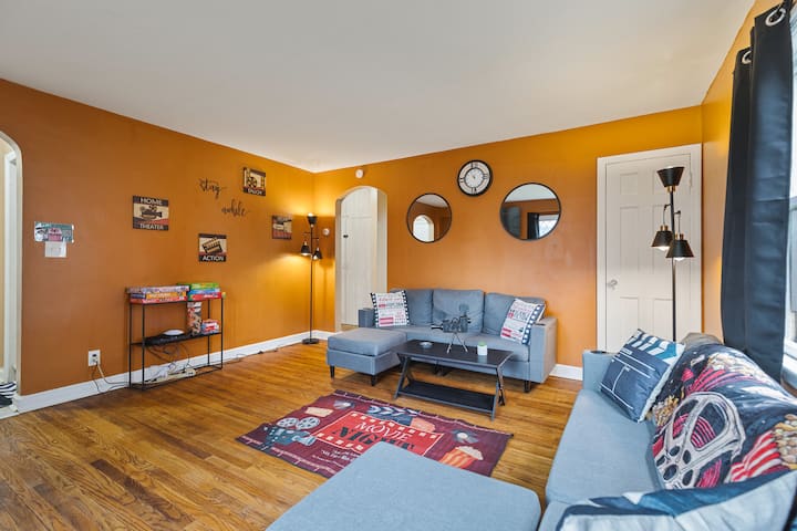 Theater Nights, Game Room & Balcony Delights - Rockford, IL