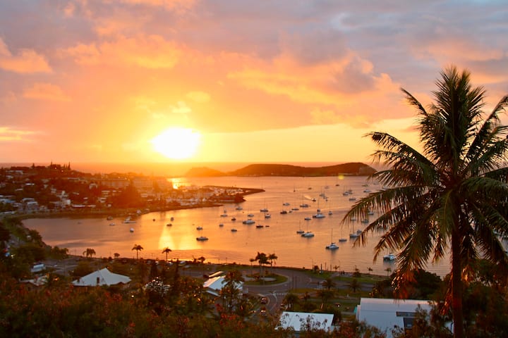Attique Avec Piscine Tout éQuipé Au Mont-venus - New Caledonia