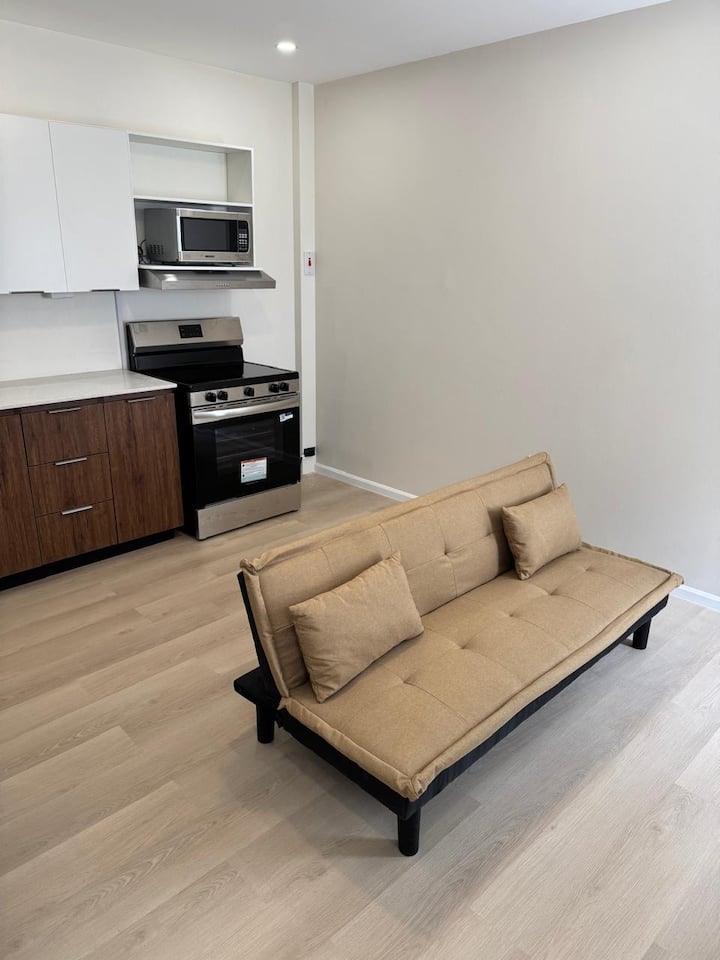 Cool Carib 1br Woodbrook Gingerbread House Flat 3 - Port of Spain