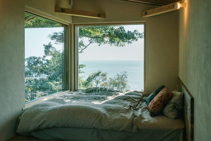 Ocean View Cabin - Okinawa, Japan
