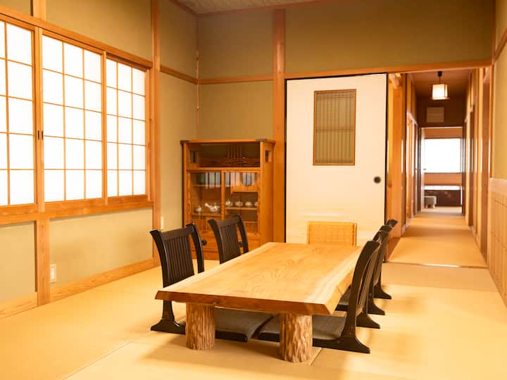 【一棟貸切】熊野古道歩き、観光に便利！本宮町内送迎無料！素泊まりプラン - 新宮市
