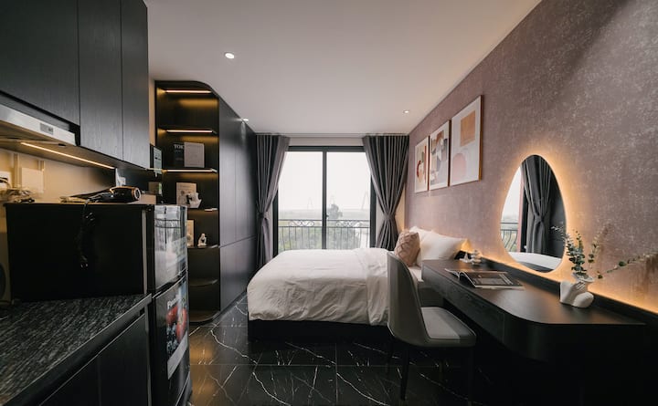 Boho Lift 02 Studio Tây Hồ – Elevator Included - China