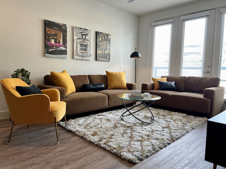 Luxury 1 Bedroom At Legacy West! - Plano, TX