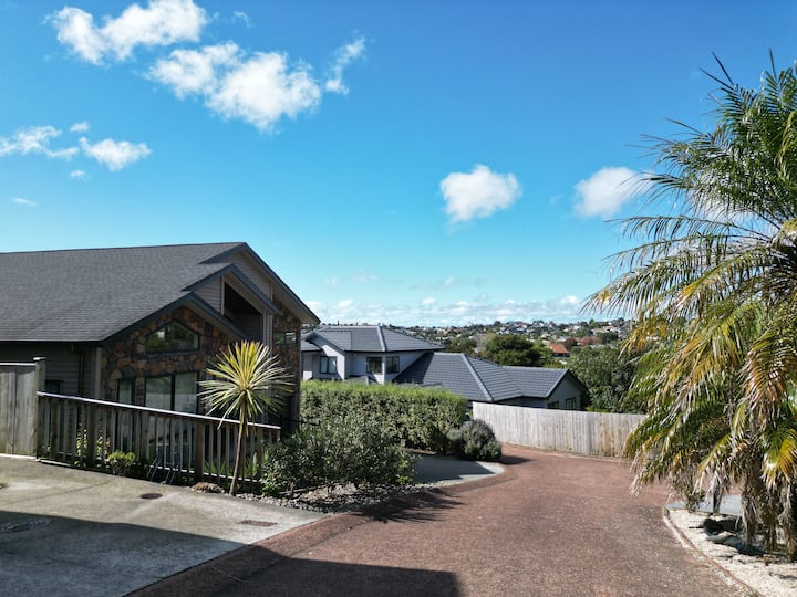 Tui Haven | 1br Peaceful & Modern At Nature’s Edge - Auckland