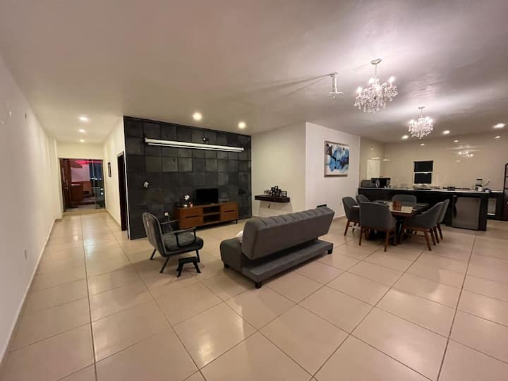 Penthouse Familiar En El Corazón De Tampico - San Juan del Río