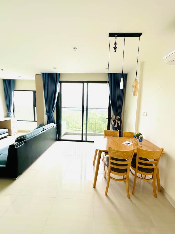Căn Hộ 2 Phòng Ngủ + Giá Rẻ View Thoáng Mát Quận 9 - Bình Dương