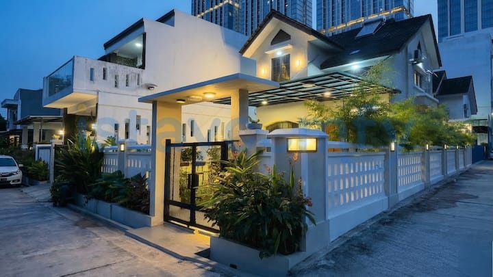 3br Landed House 2 Level Villa Citra Batam D245 - Batam