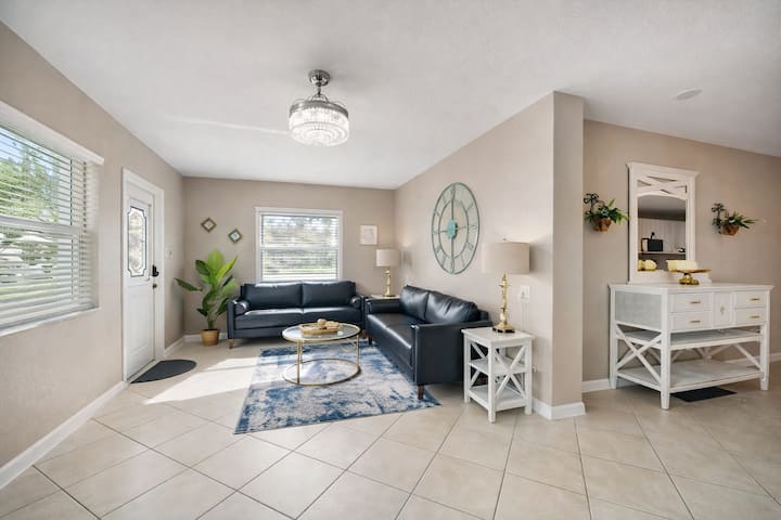 Waterfront Condo With Boat Slip & Fishing Dock - Treasure Island, FL