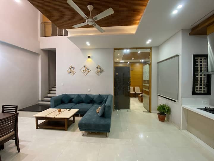 The Social Villa #1 - Indore