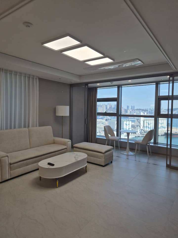 글로잉스테이7 - Busan