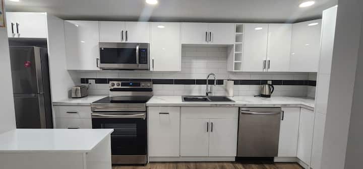 Sib's Downtown Haven - Yellowknife