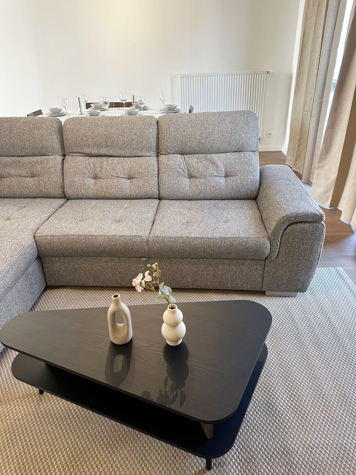 15-min Walk To Ghent Center | Stylish 2br+1lr Apt. - Oost-Vlaanderen