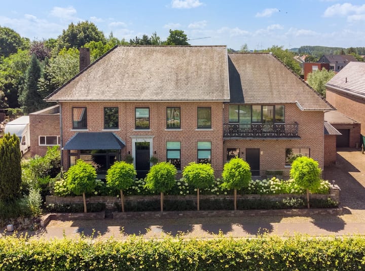 Notarishuis 16p Met Sauna Op 15min Van Maastricht - Tongeren