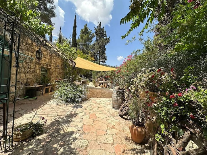 Charming Village House - Belén