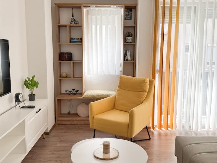 Light And Bright Apartment, 1 Min Walk From Lake - Ohrid