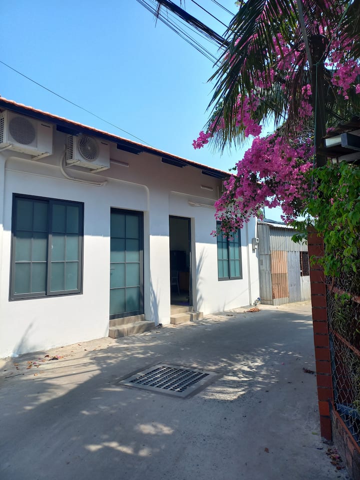 The Most Convenient & Minimal House In Pq Downtown - Phú Quốc