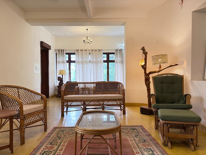 6bhk Heritage Bungalow | Himalaya - Mysuru