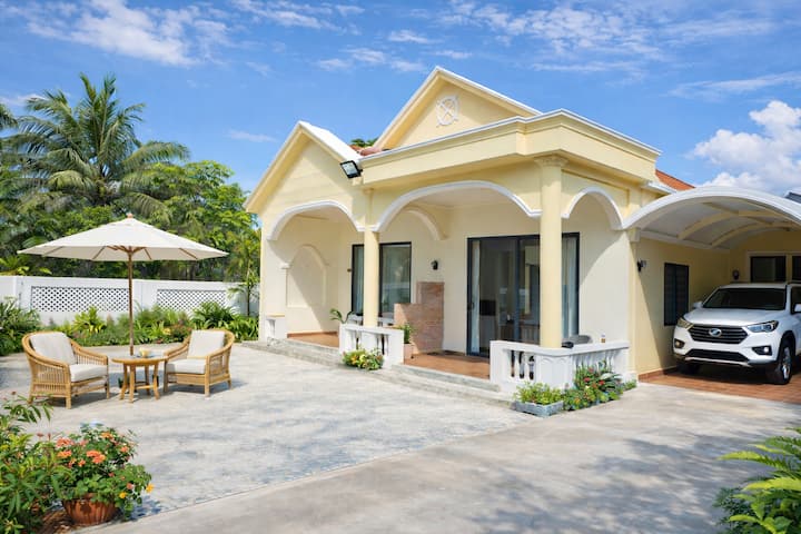 Villa  Sân Vườn – Chỉ 5 Phút Xe Máy Tới Biển - Phú Quốc