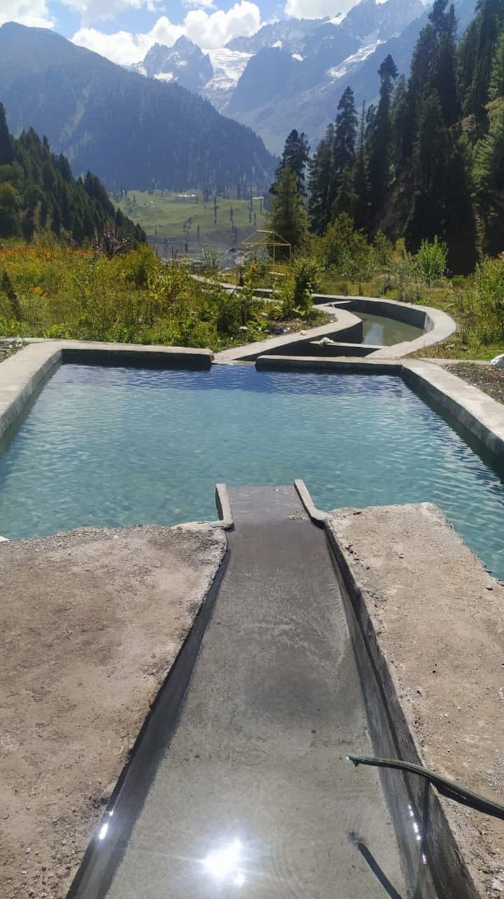 White River Villa W/ Mountain Views, Kashmir - Sonamarg