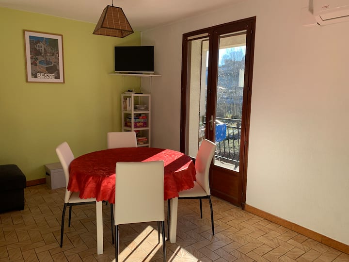 Appartement Proche Du Centre-ville De Besse - Besse-et-Saint-Anastaise