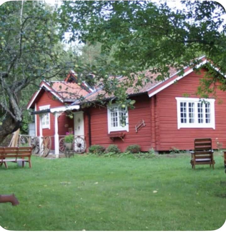 Mysig Stuga På Landet 3km Från Sigtuna Stad - Sigtuna