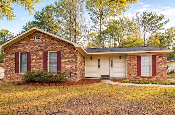 Newly Renovated Family Friendly 3 Bedroom Home - Columbus, GA