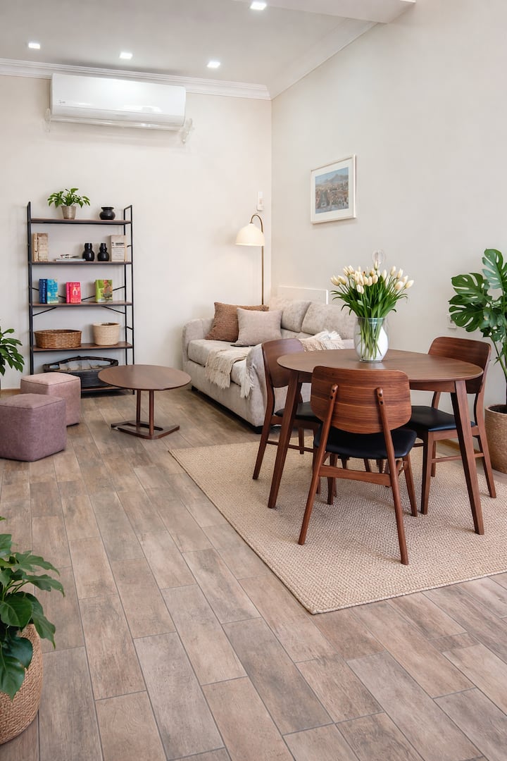 Heart Of Yerevan | Modern & Cozy | Republic Square - 耶烈萬