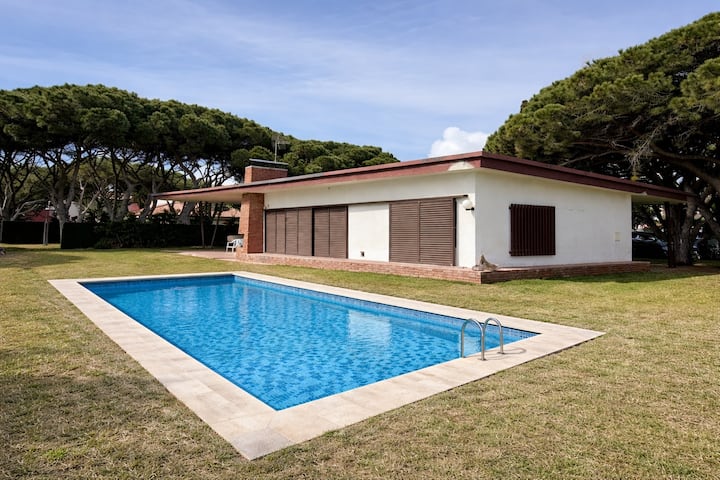 Magnífica Casa Davant Mateix De La Platja - Santa Susanna