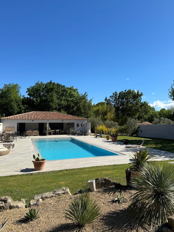 Petit Paradis Au Milieu Des Vignes - Aix-en-Provence