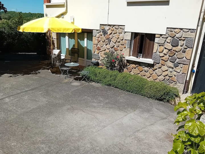 Maison De Campagne Au Bord De L'allier. - Saint-Babel