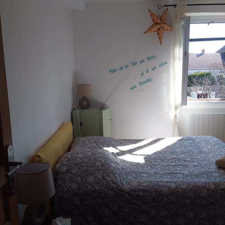 Chambre Privée Avec Petit Déj. - Morestel