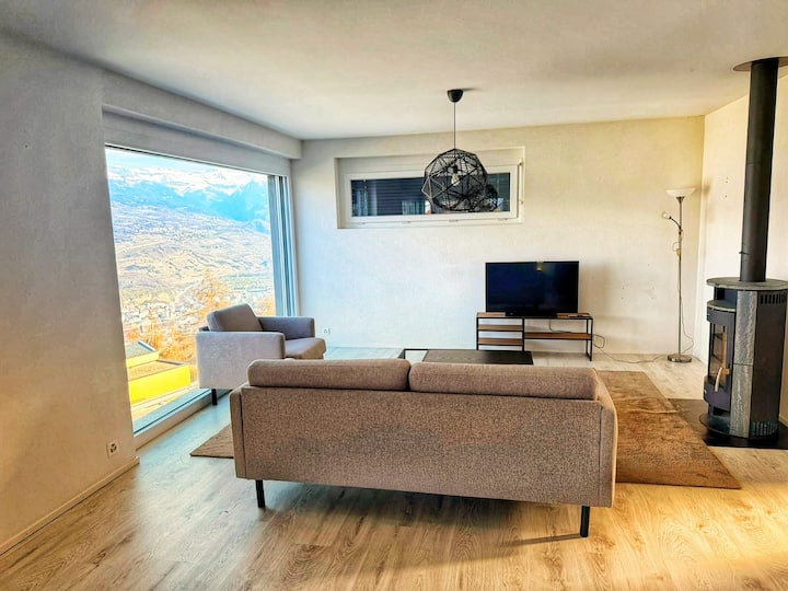 Maison Familiale Avec Vue Sur La Plaine Du Rhône - Thyon