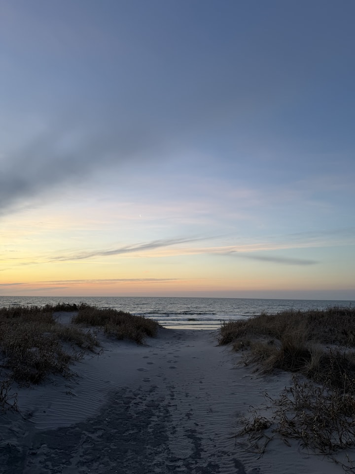 One-bedroom Condo Just Steps To The Beach - Brigantine, NJ