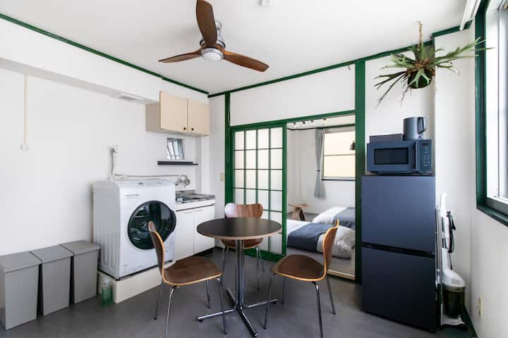 平尾駅徒歩3分。天神まで2駅4分。福岡のグルメな旅の拠点に最適/epilogue Hotel 402 - Aéroport de Fukuoka (FUK)