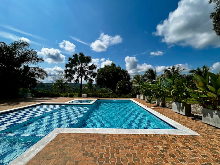 Casa Tailandia, Hacienda Nápoles, Doradal - Puerto Triunfo