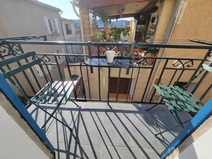 Maison De Village à Deux Pas Du Centre-ville. - Gréoux-les-Bains