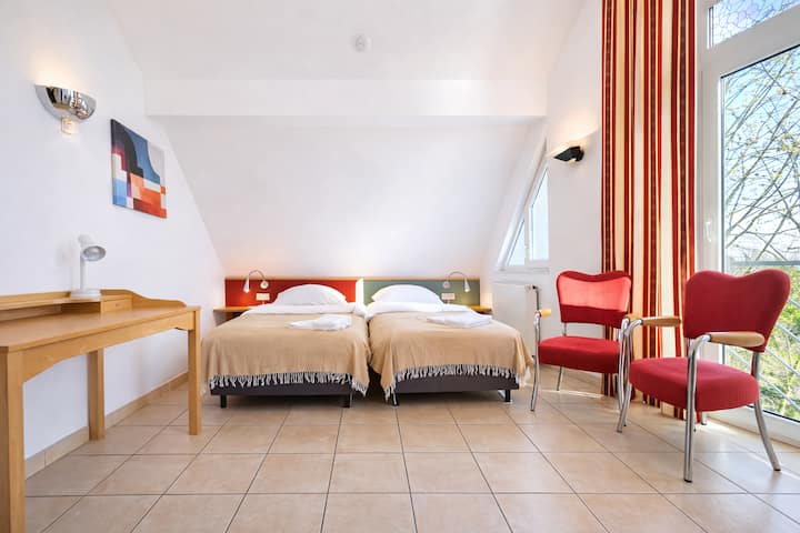 Airport Messe Villa Doppelzimmer - Düsseldorf