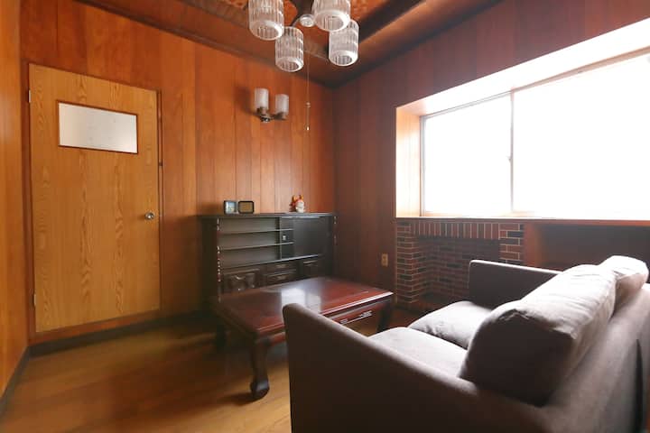 Castle Town House In Hikone · National Treasure - Shiga