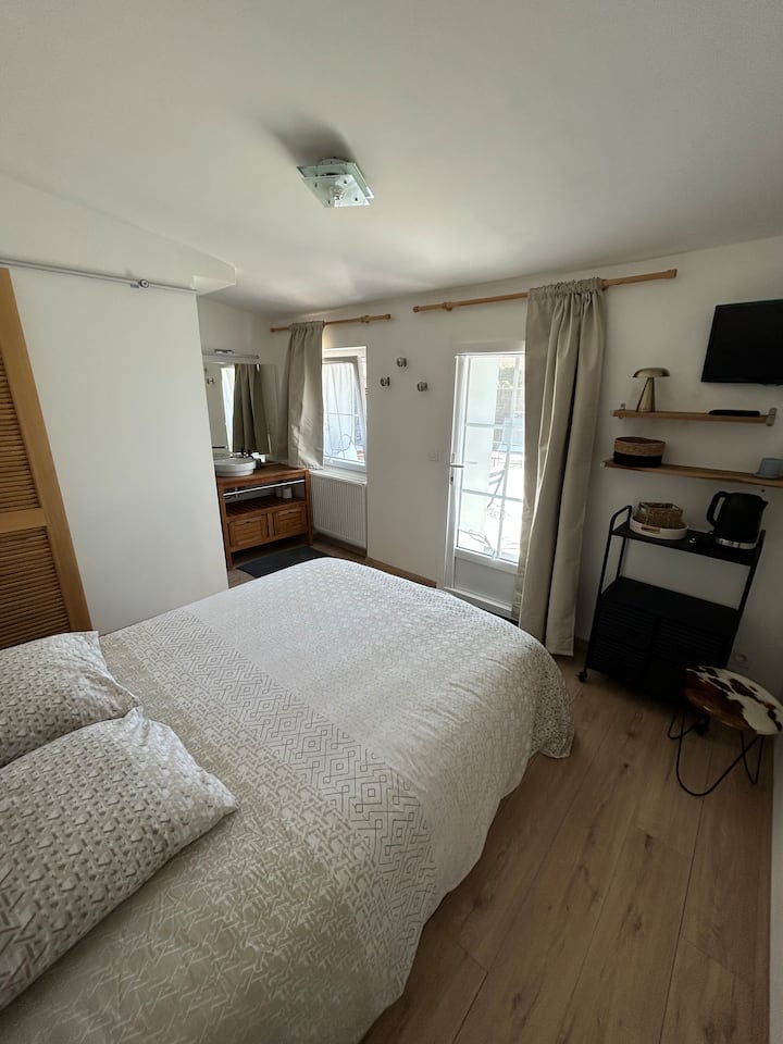 Chambre Privée Indépendante Centre-ville - Les Herbiers