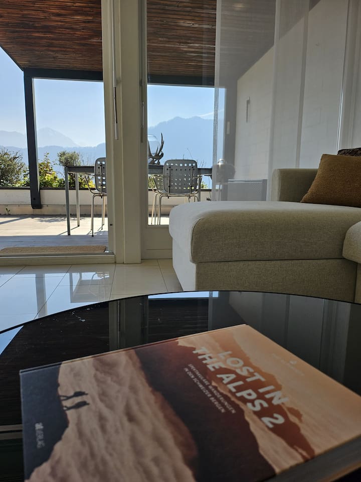 Charming Lakeview Apartment Weggis With Terraces - Weggis