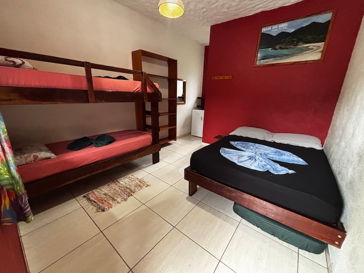 Pousada Figueira Suíte Quádruplo Clássica - Trindade