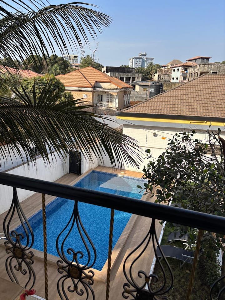 Les Sommets Chambre Annexe 2 - Conakry